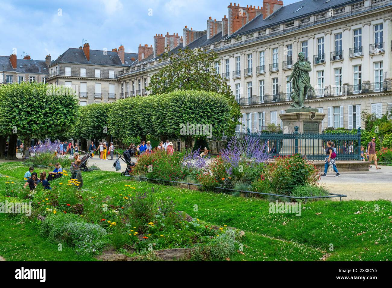 France, Loire Atlantique, Nantes, cours Cambronne, public promenade ...