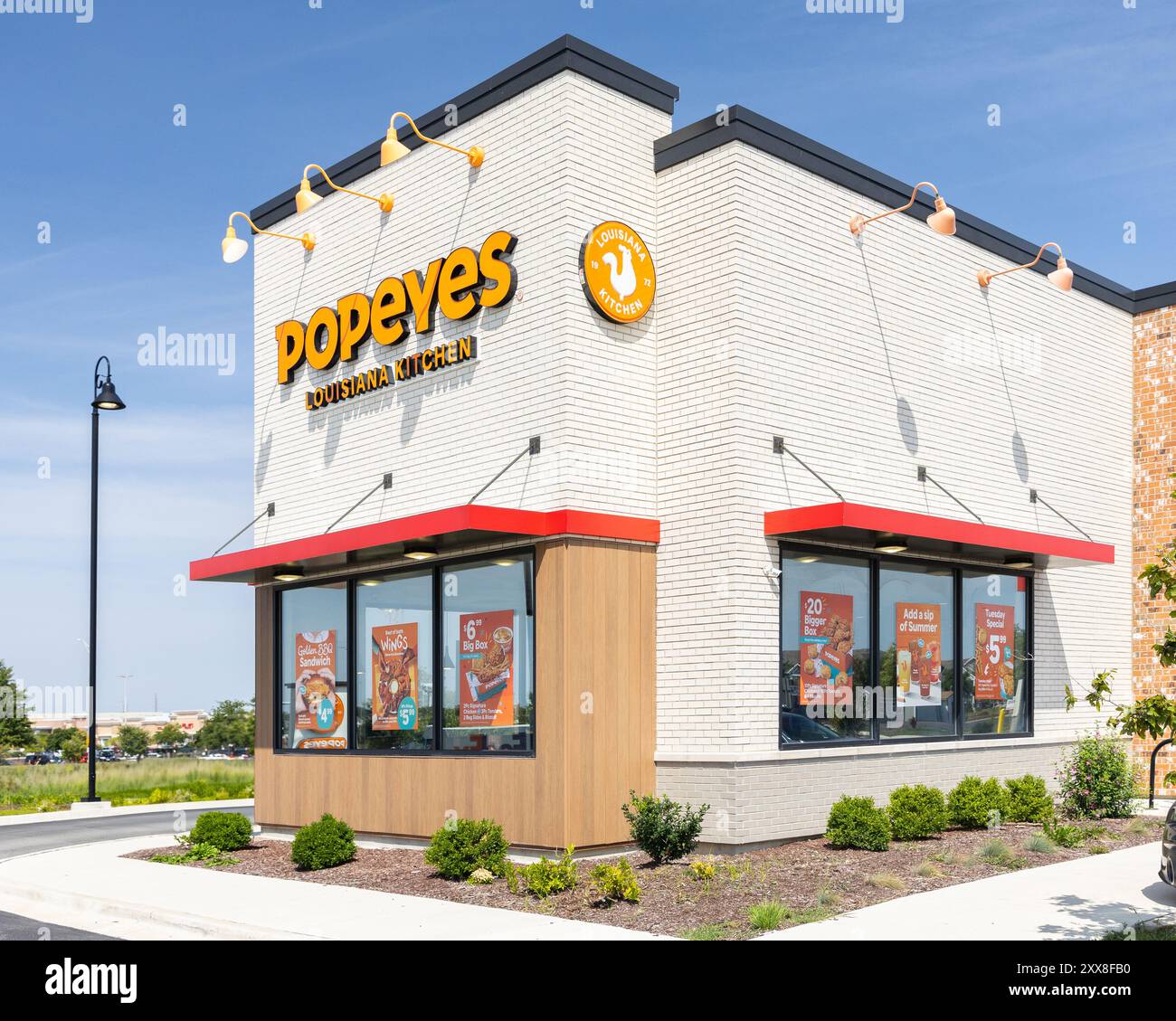 Popeyes louisiana kitchen hi-res stock photography and images - Alamy