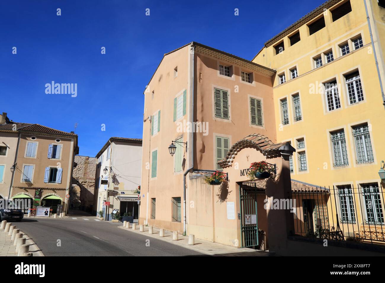 Orange france september 30 hi-res stock photography and images - Alamy