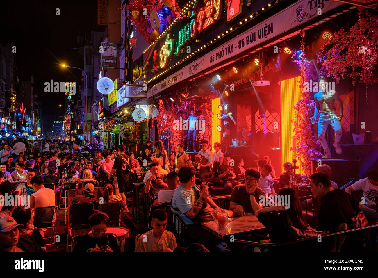 Vietnam, Ho Chi Minh City, Bui Vien street, bars and clubs Stock Photo ...