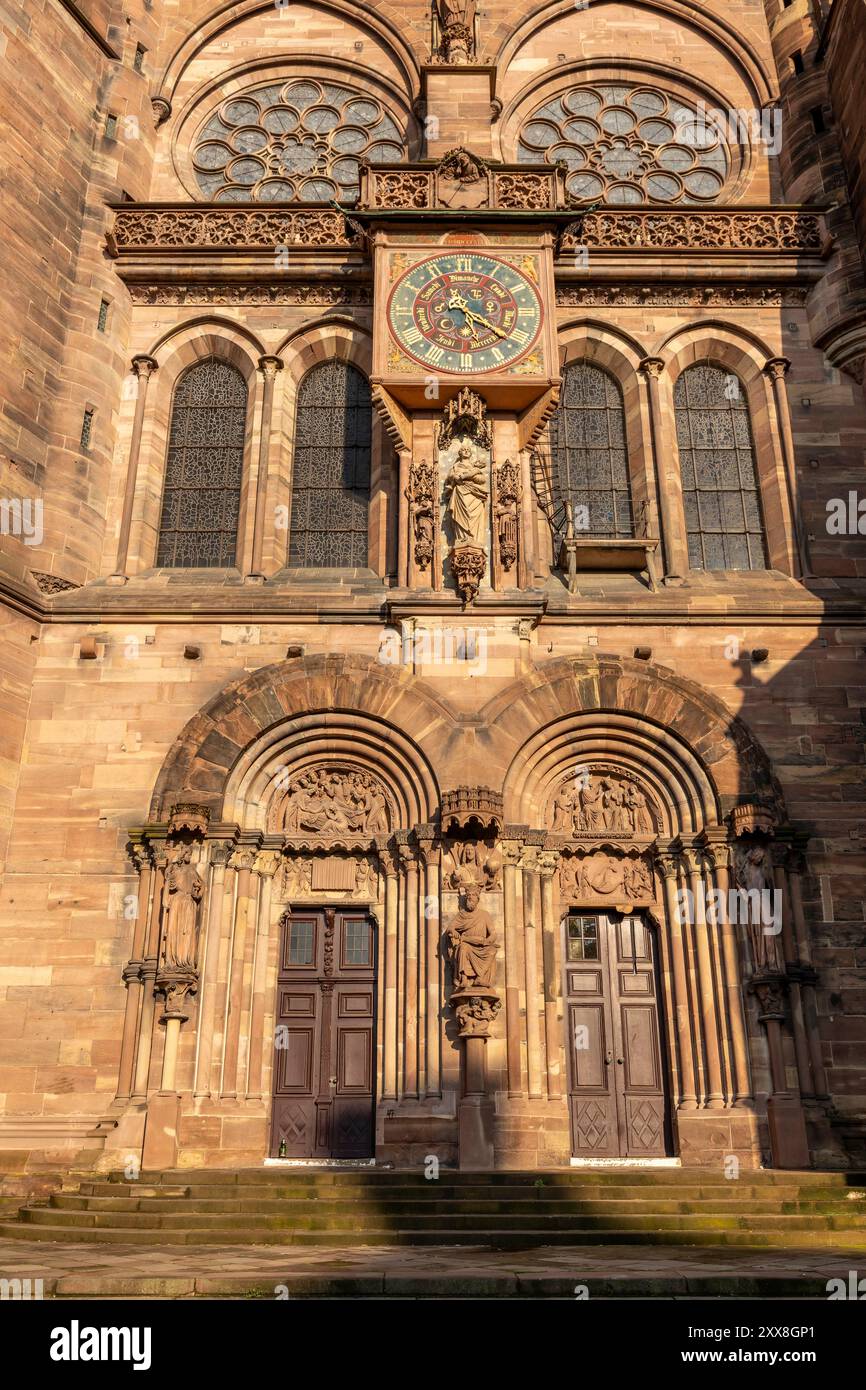 Southern arm of the transept hi-res stock photography and images - Alamy