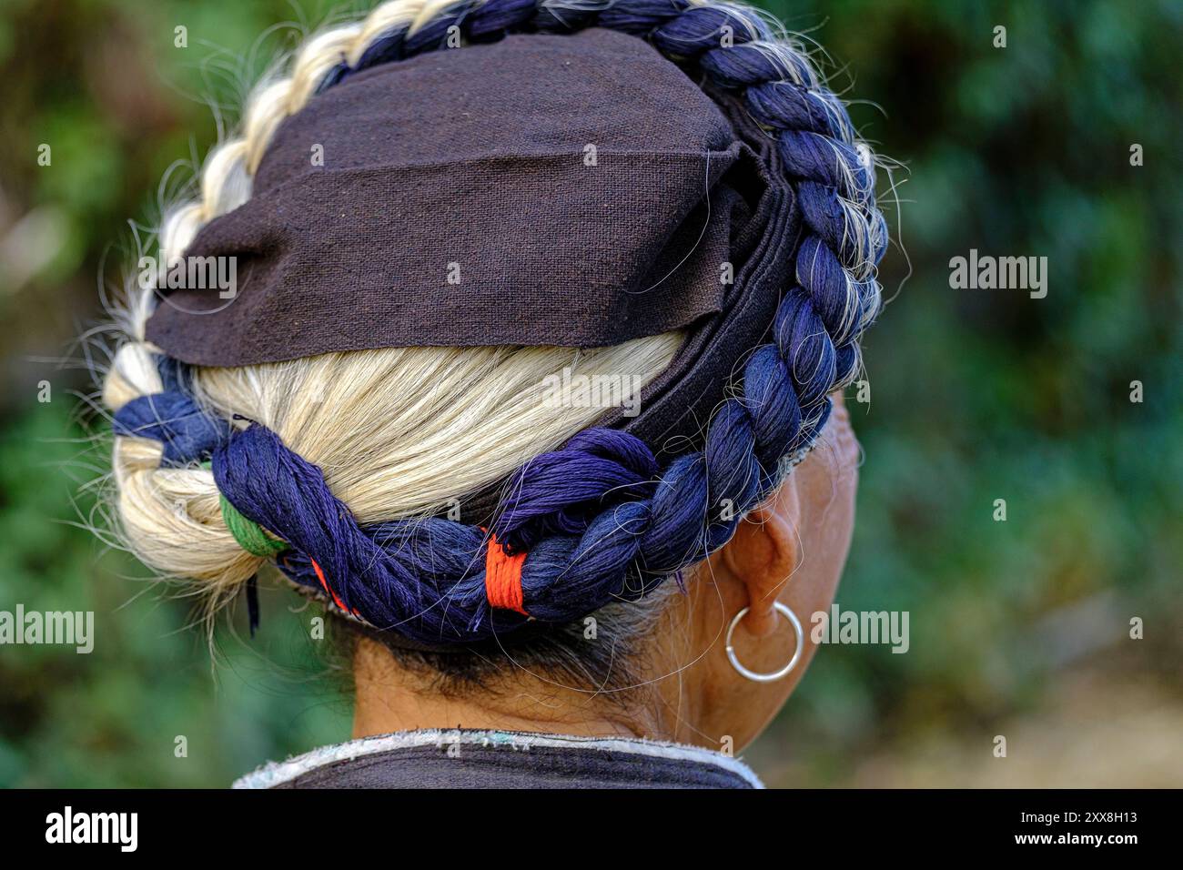 Vietnam, Bac Ha, woman of Black Hmong ethnic group Stock Photo - Alamy