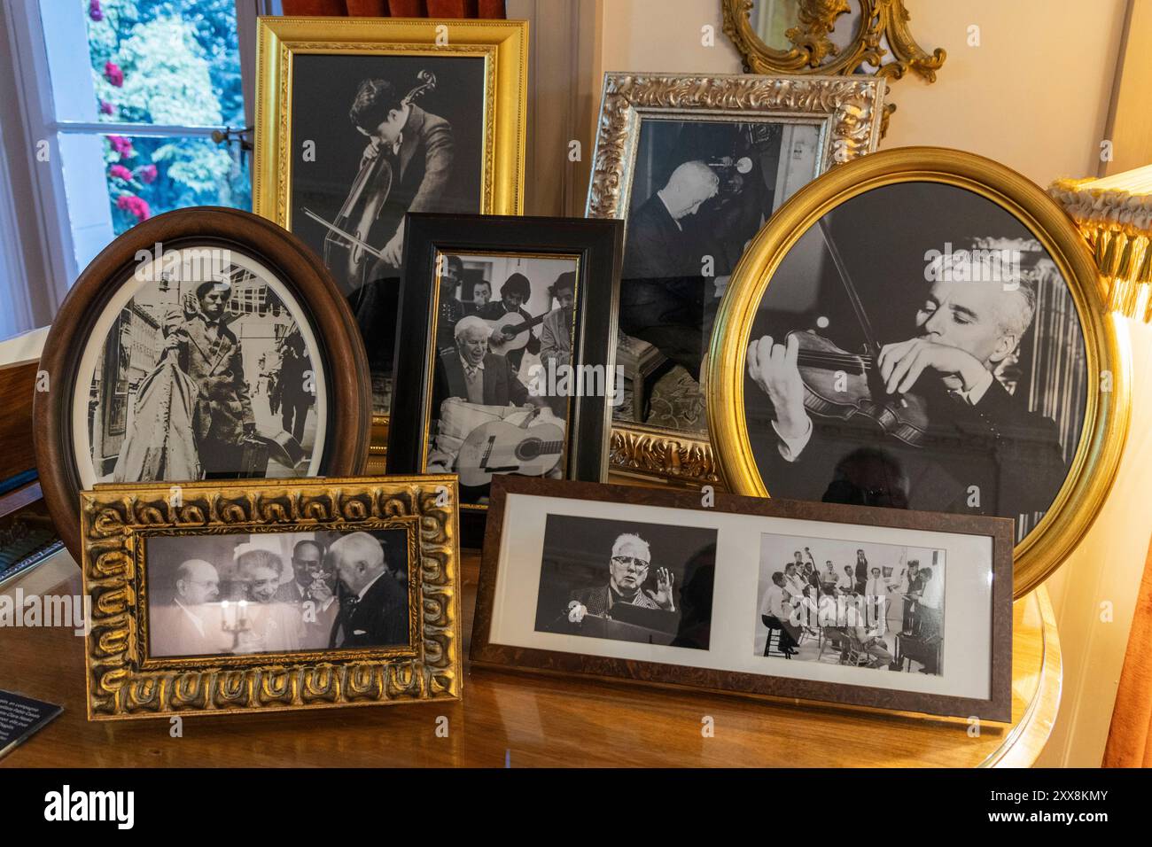 Switzerland, canton of Vaud, Corsier sur Vevey, Chaplin's World Museum ...