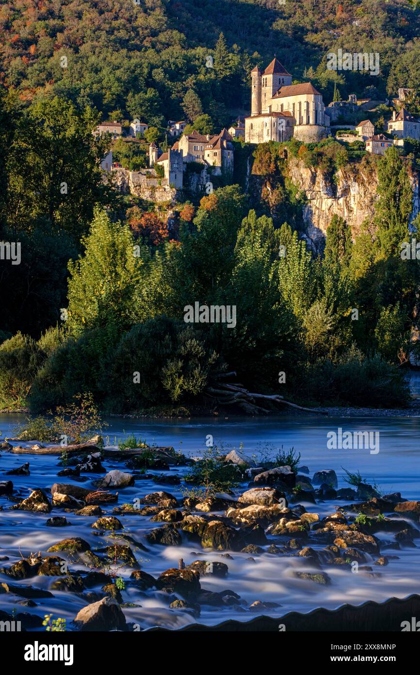 France, Lot, Quercy, Saint-Cirq-Lapopie, labelled one of the most ...