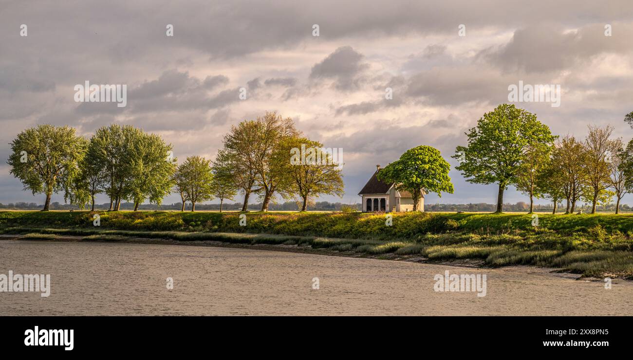 France, Somme, Baie de Somme, Saint-Valery-sur-Somme, The old station ...