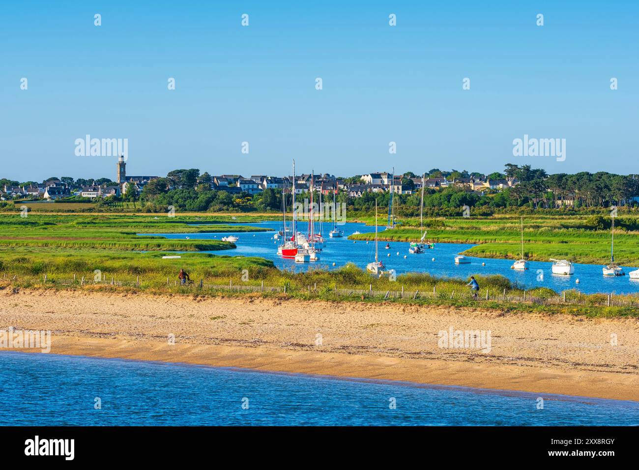 France, Morbihan, Billiers, Pointe de Pen Lan, Pen Lan port at the ...