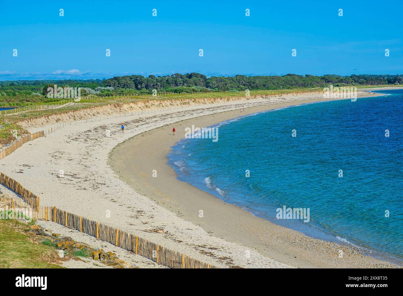 France, Morbihan, Gulf of Morbihan, Arzon, Kerver beach on the GR 34 ...