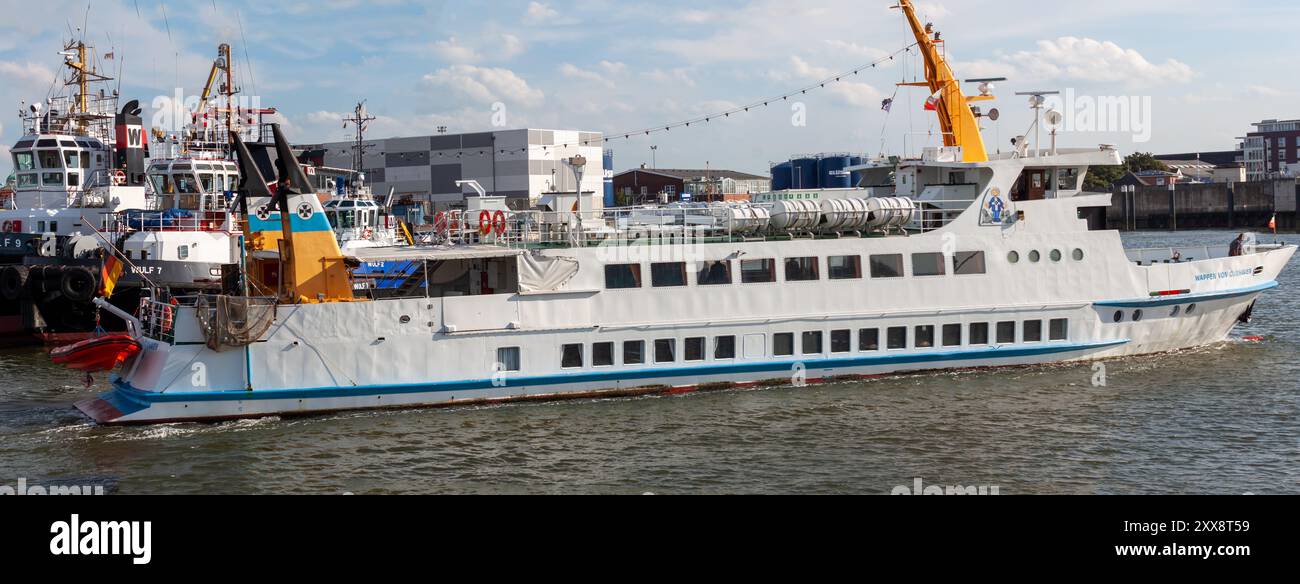 CUXHAVEN, GERMANY - AUGUST 15, 2024: Passagierschiff WAPPEN VON ...