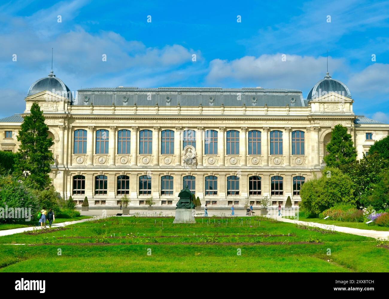 France, Paris, the Jardin des Plantes, National museum of Natural ...