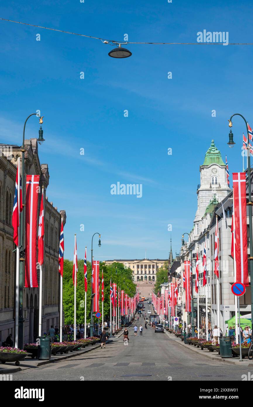 Norway, Oslo, downtown, Karls Johans gate Stock Photo - Alamy