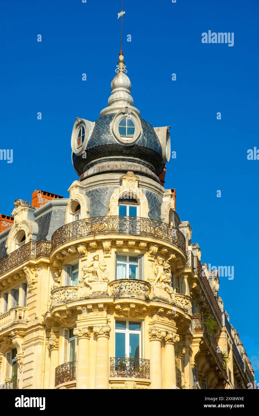 L’ecusson montpellier hi-res stock photography and images - Alamy