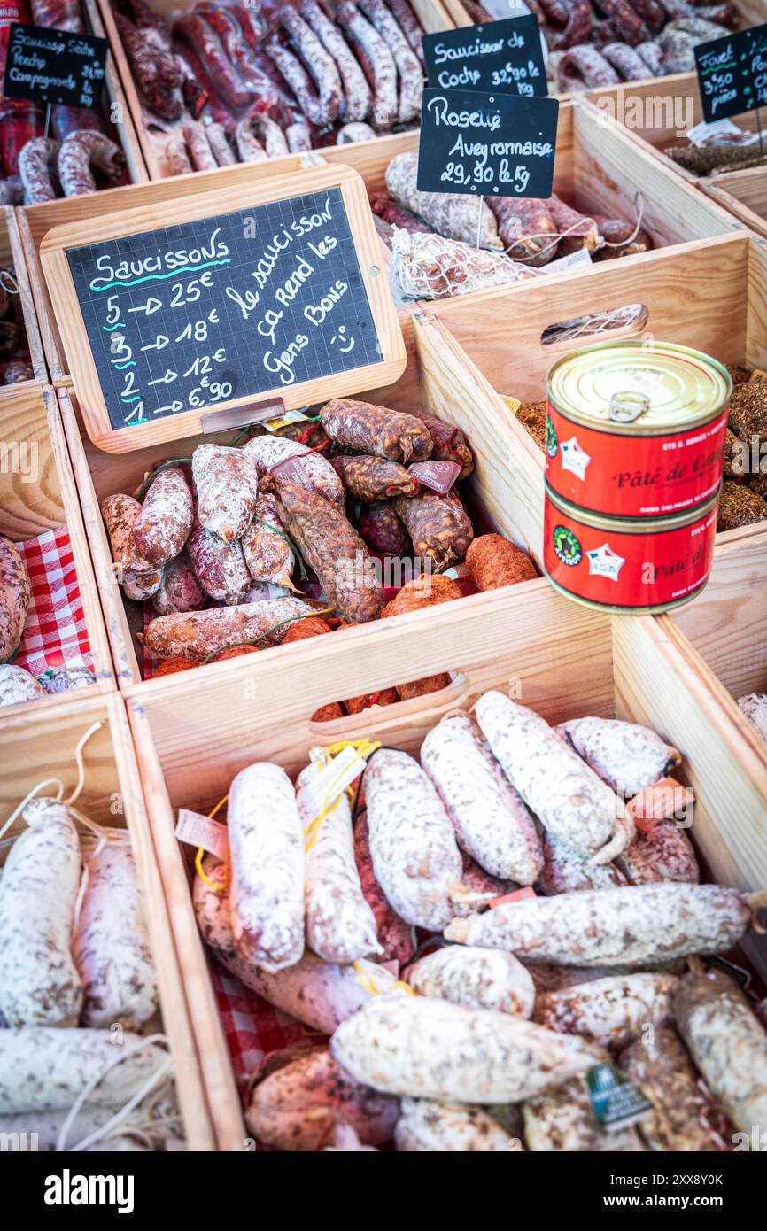 France, Tarn, Cordes-sur-Ciel, labeled Les Plus Beaux Villages de ...