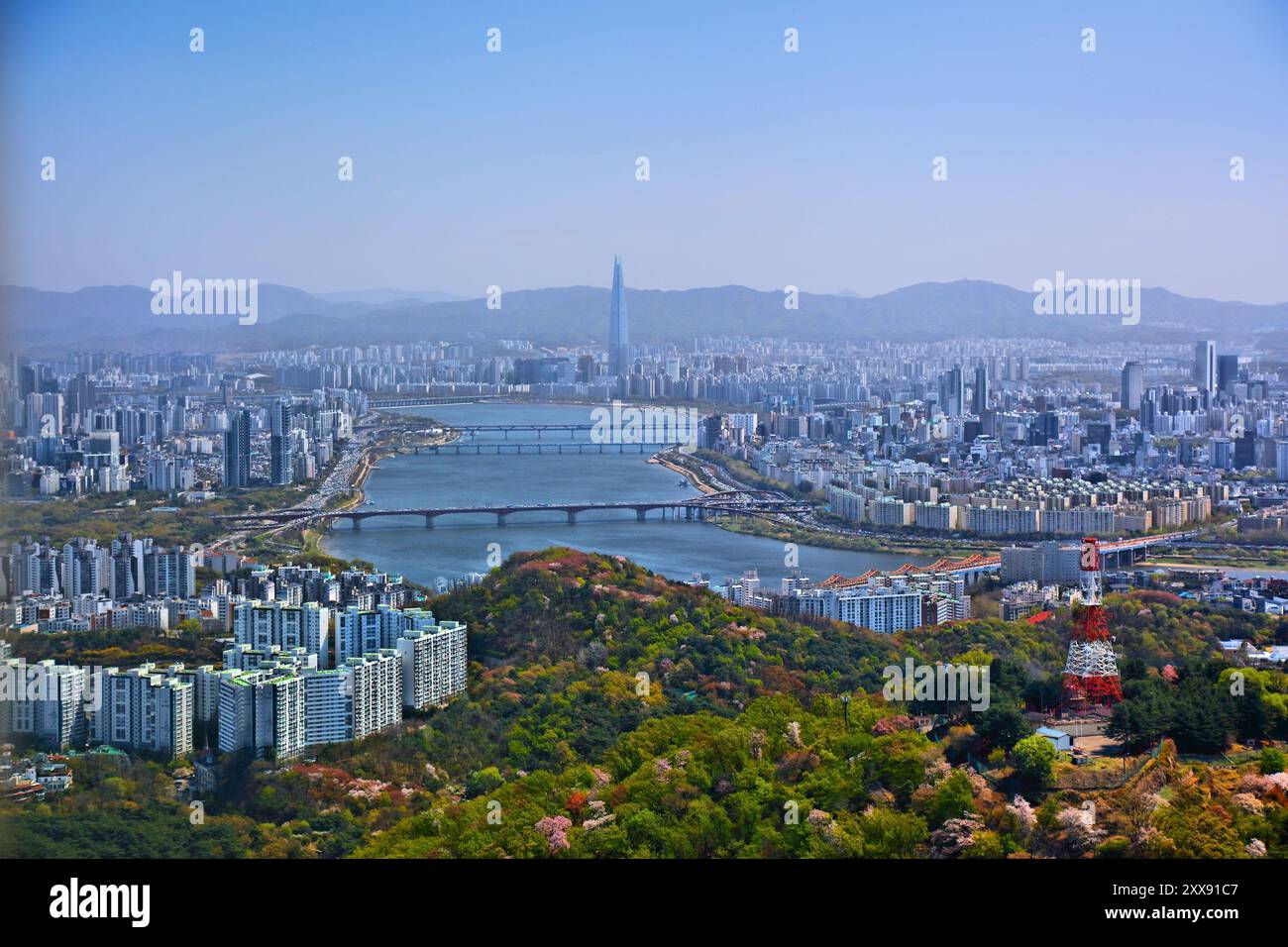 Seoul cityscape in South Korea. City landscape of Seongdong-gu and ...