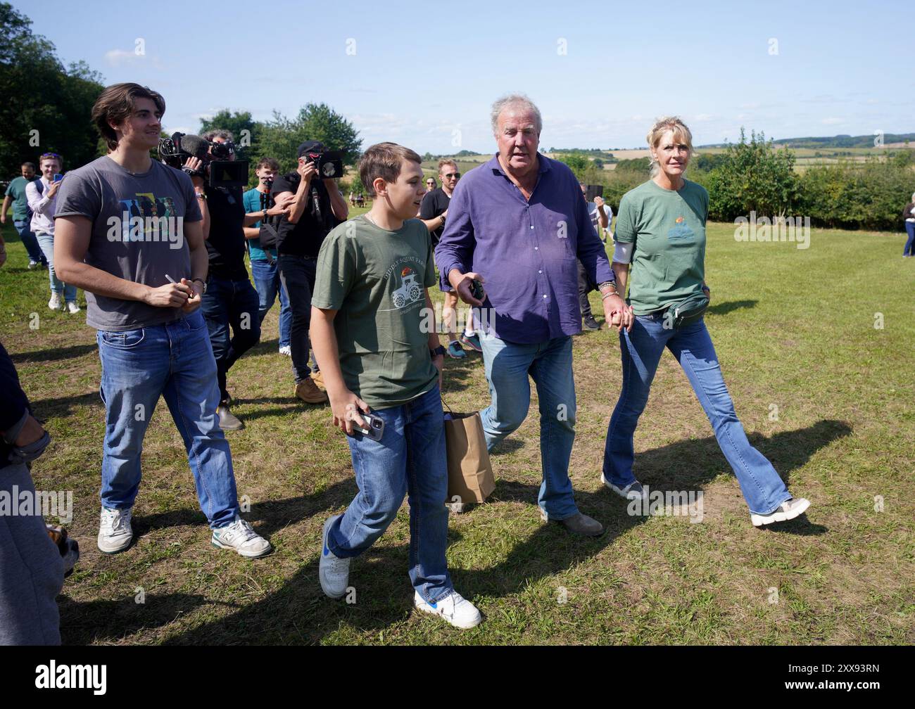 Jeremy Clarkson (centre) at the opening of his new pub, The Farmer's ... Jeremy Clarkson (centre) at the opening of his new pub, The Farmer's ...