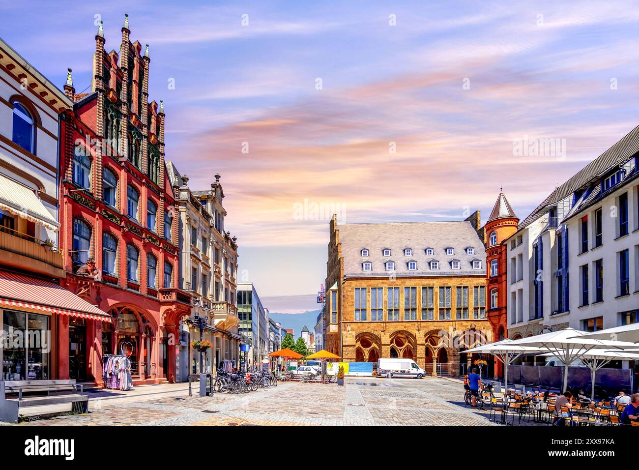 Minden cathedral hi-res stock photography and images - Alamy