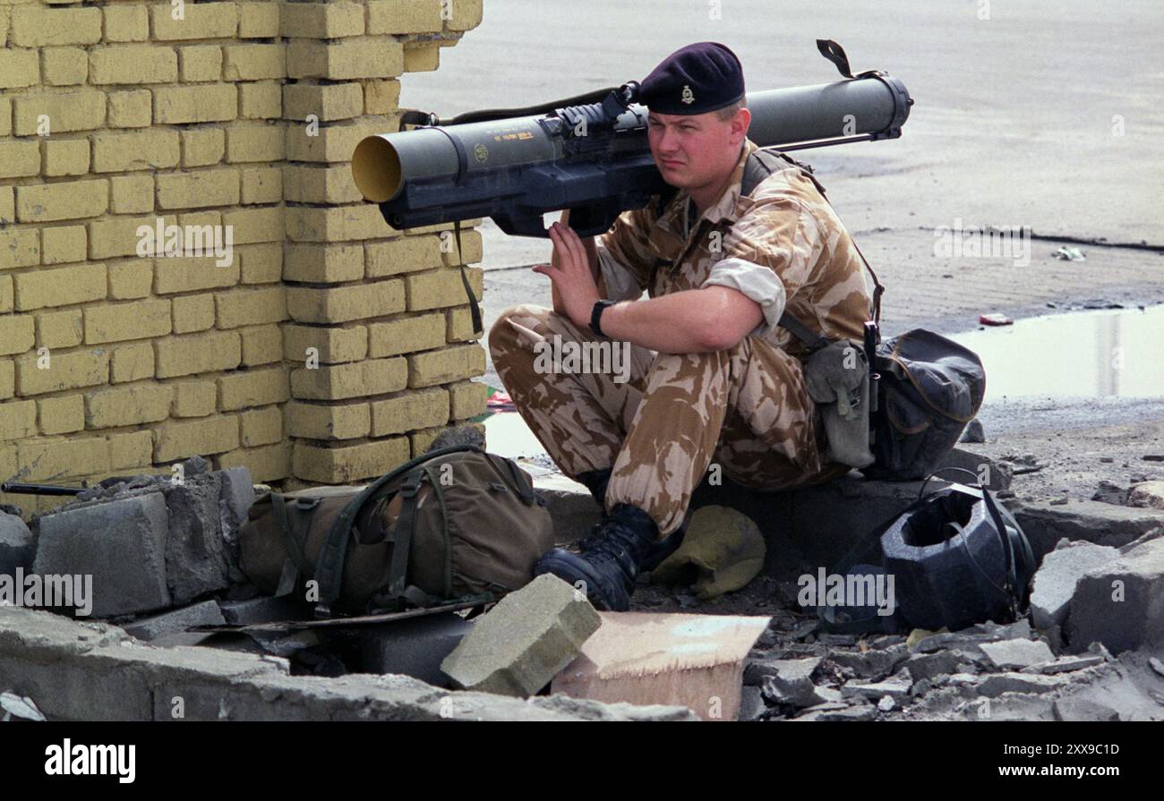 Gulf war british army 1991 hi-res stock photography and images - Alamy
