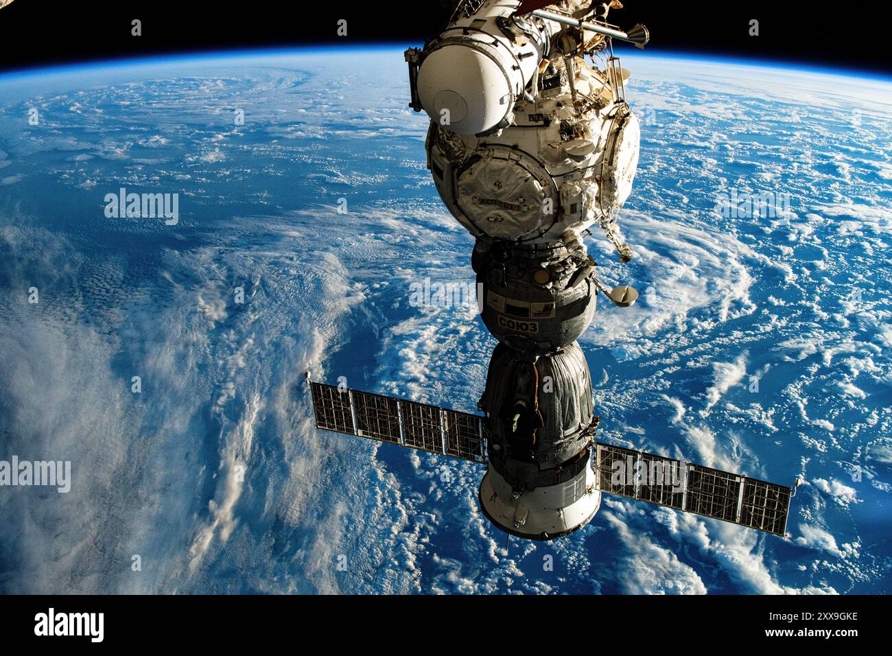 GMT184 09 41 Matthew Dominick South Indian Ocean Islands and Clouds ...