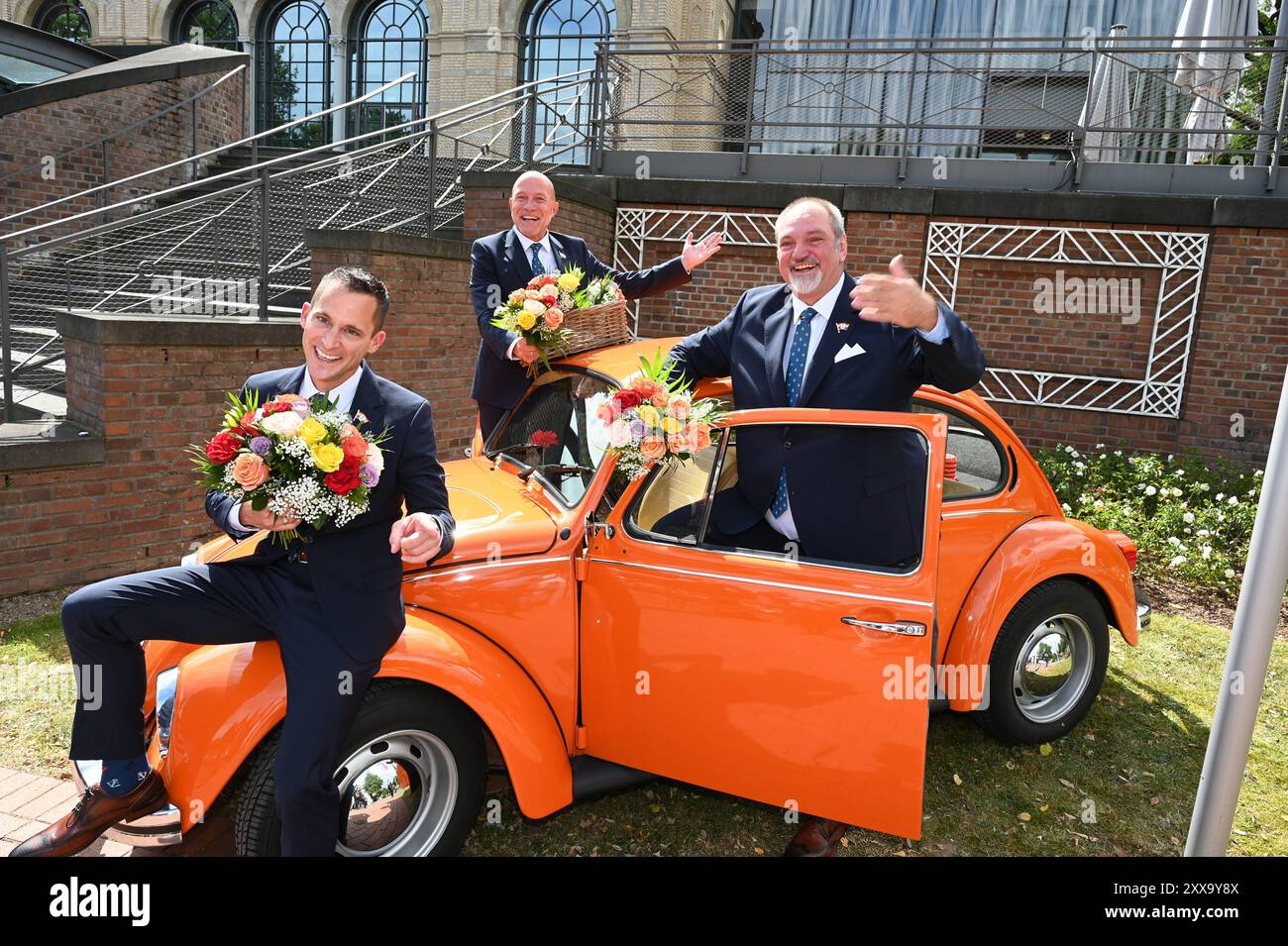 Das neue Kölner Karneval Dreigestirn der Session 2024 / 2025 mit ...