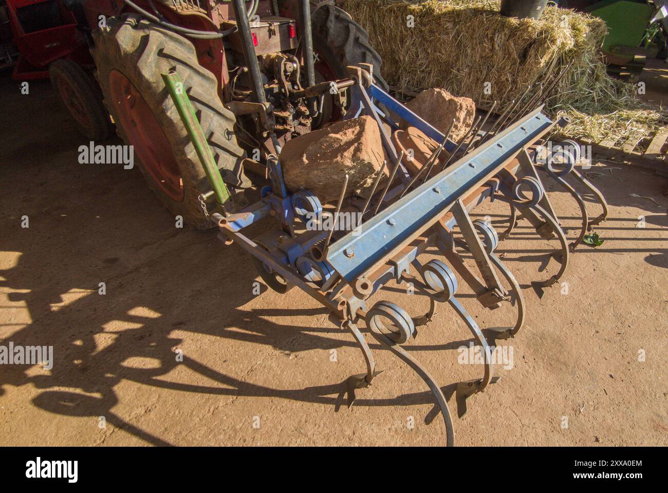 Eno bales hi-res stock photography and images - Alamy