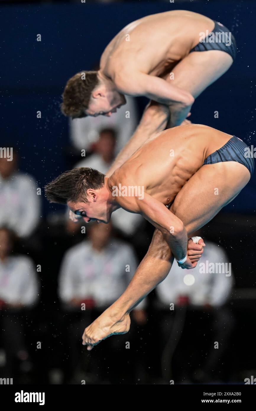 Noah second hi-res stock photography and images - Alamy