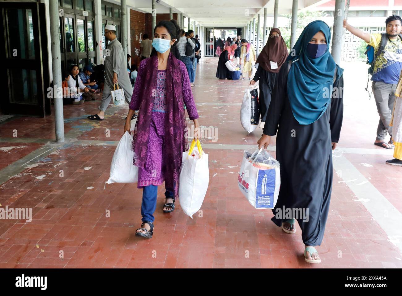 Dhaka, Bangladesh - August 23, 2024: In Dhaka University the anti ...