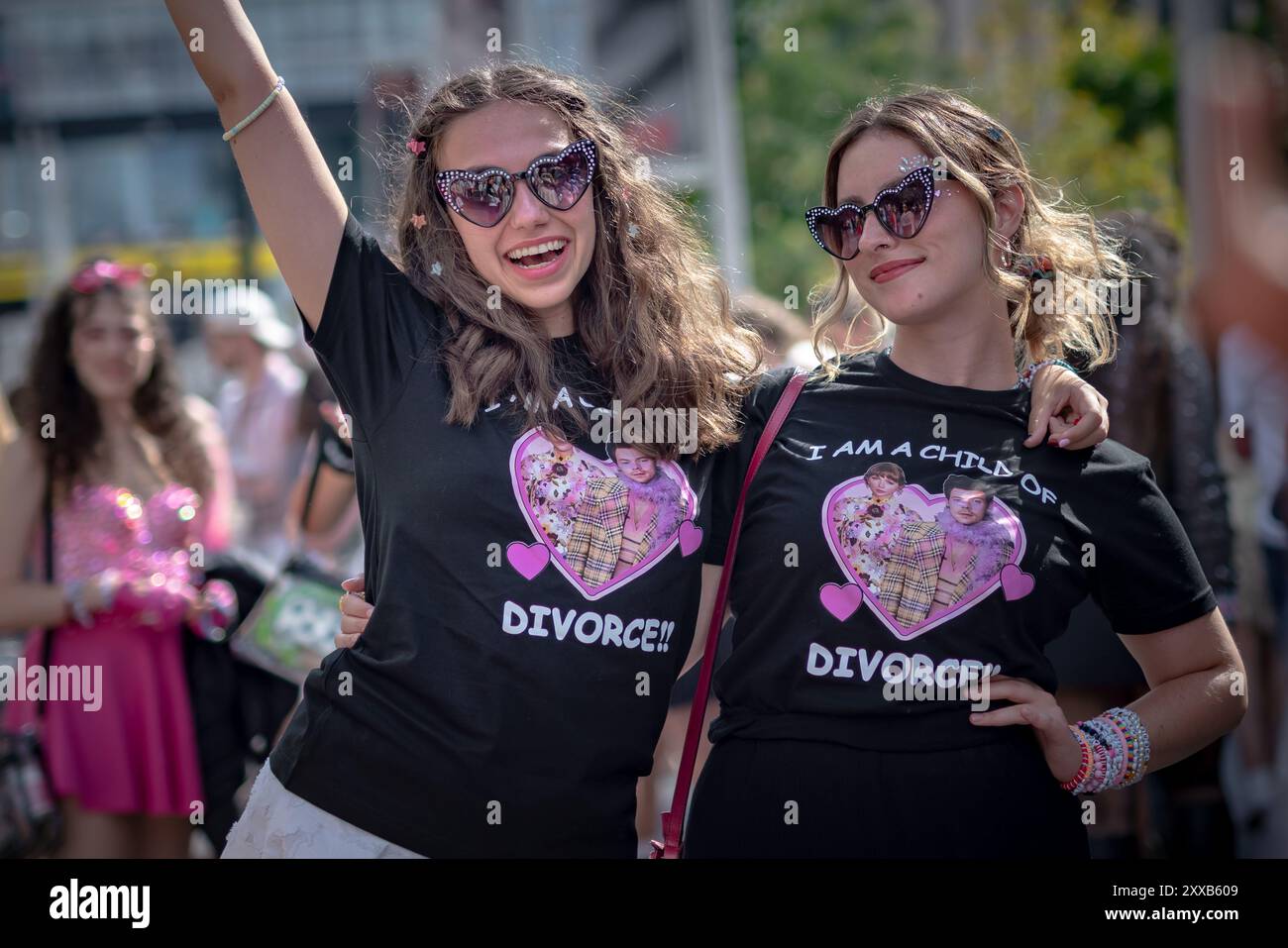 Taylor swift superfan hi-res stock photography and images - Alamy