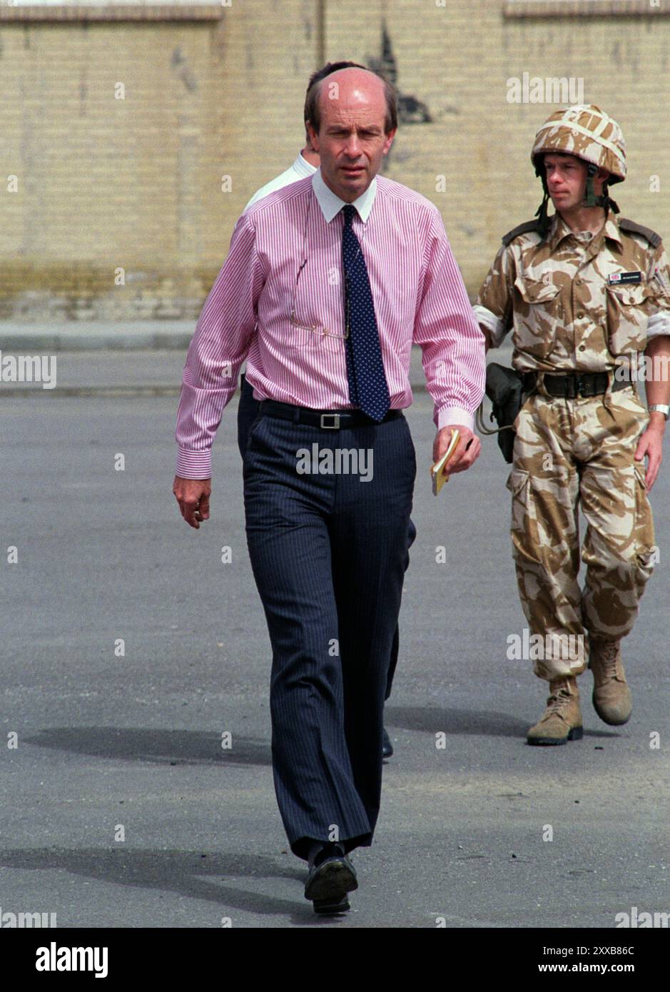 Michael weston kuwait hi-res stock photography and images - Alamy