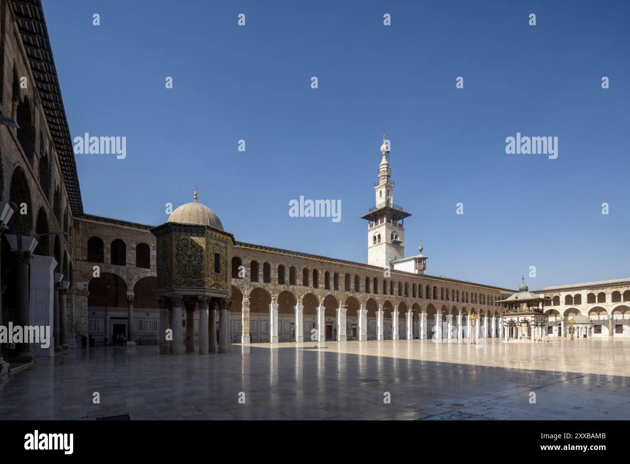 Courtyard, Great Mosque of Damascus, Syria Stock Photo - Alamy