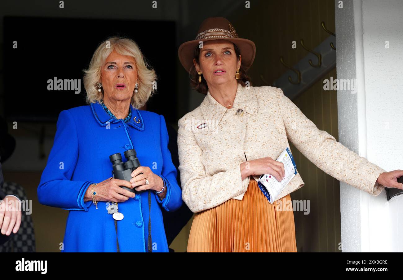 Carolyn parker bowles hi-res stock photography and images - Alamy