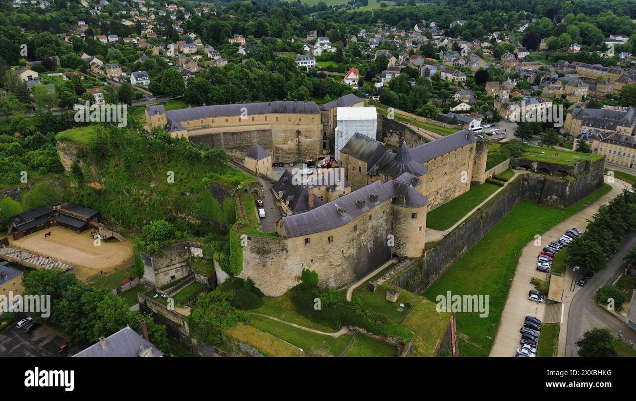 Chateau fort de sedan france hi-res stock photography and images - Alamy