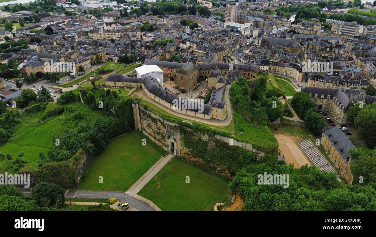 Château de sedan hi-res stock photography and images - Alamy