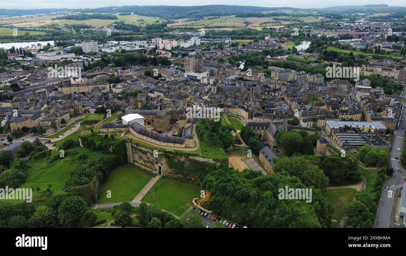 Chateau fort de sedan france hi-res stock photography and images - Alamy