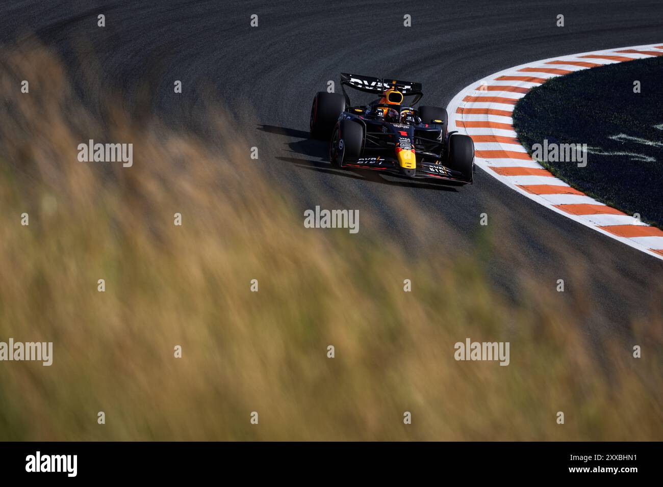 01 VERSTAPPEN Max (nld), Red Bull Racing RB20, action during the ...