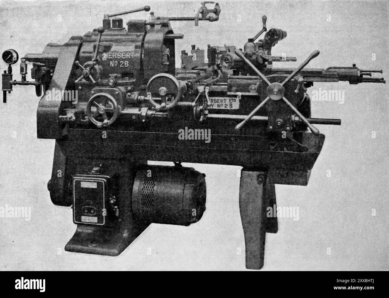 2b capstan lathe hi-res stock photography and images - Alamy