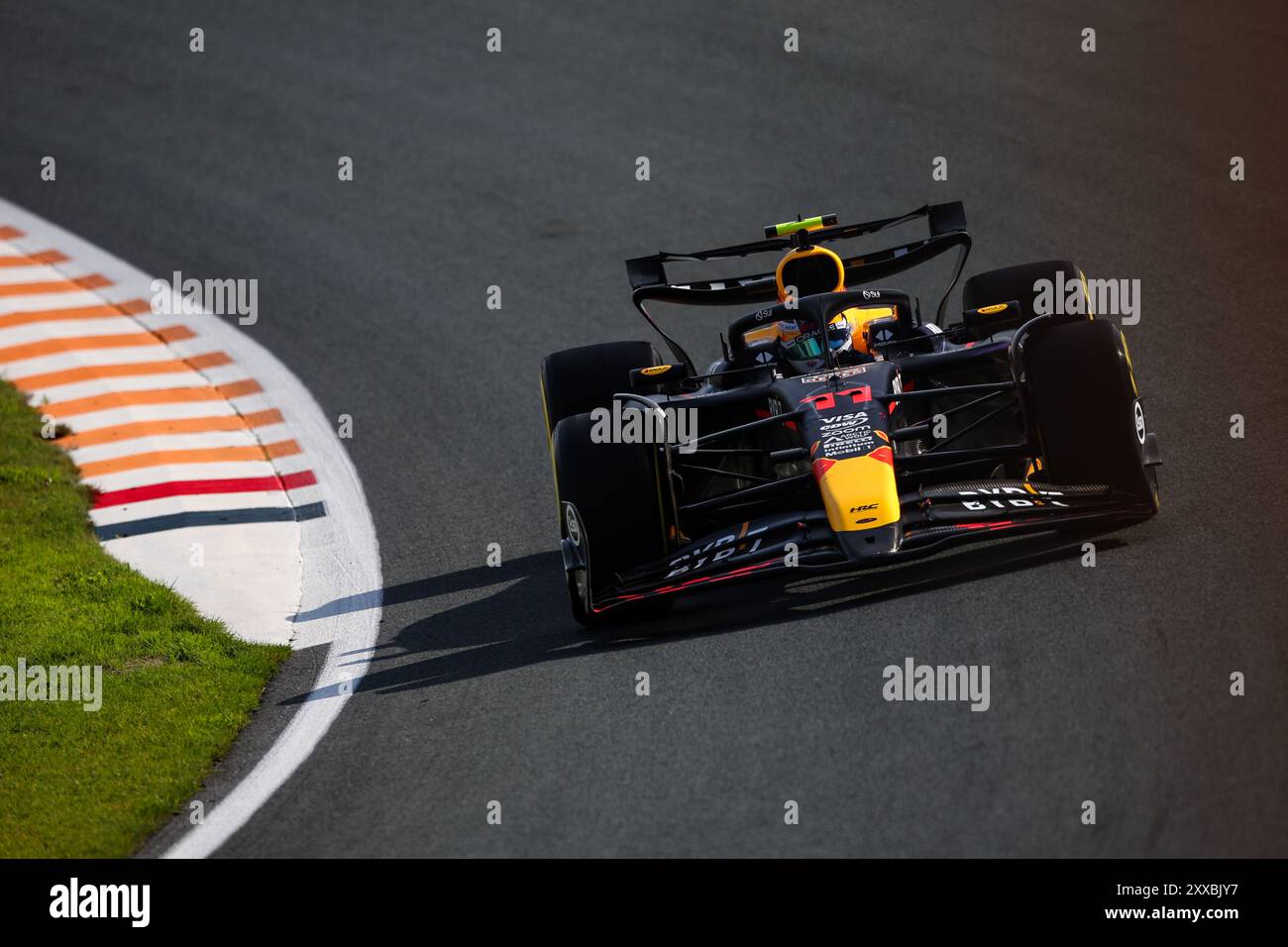 11 PEREZ Sergio (mex), Red Bull Racing RB20, action during the Formula ...