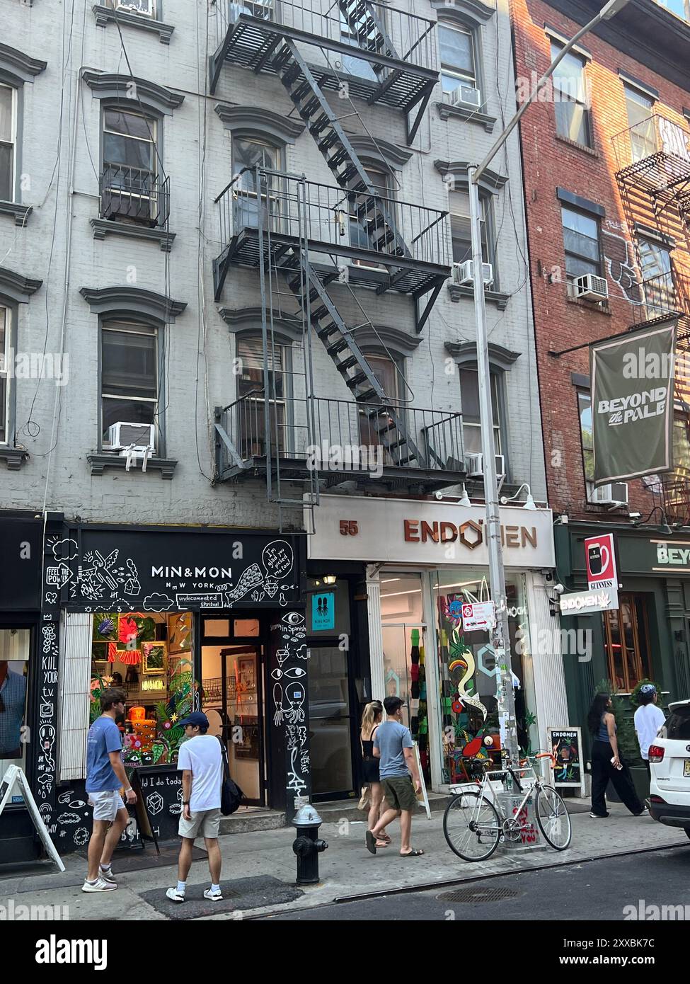 Mott street soho hi-res stock photography and images - Alamy