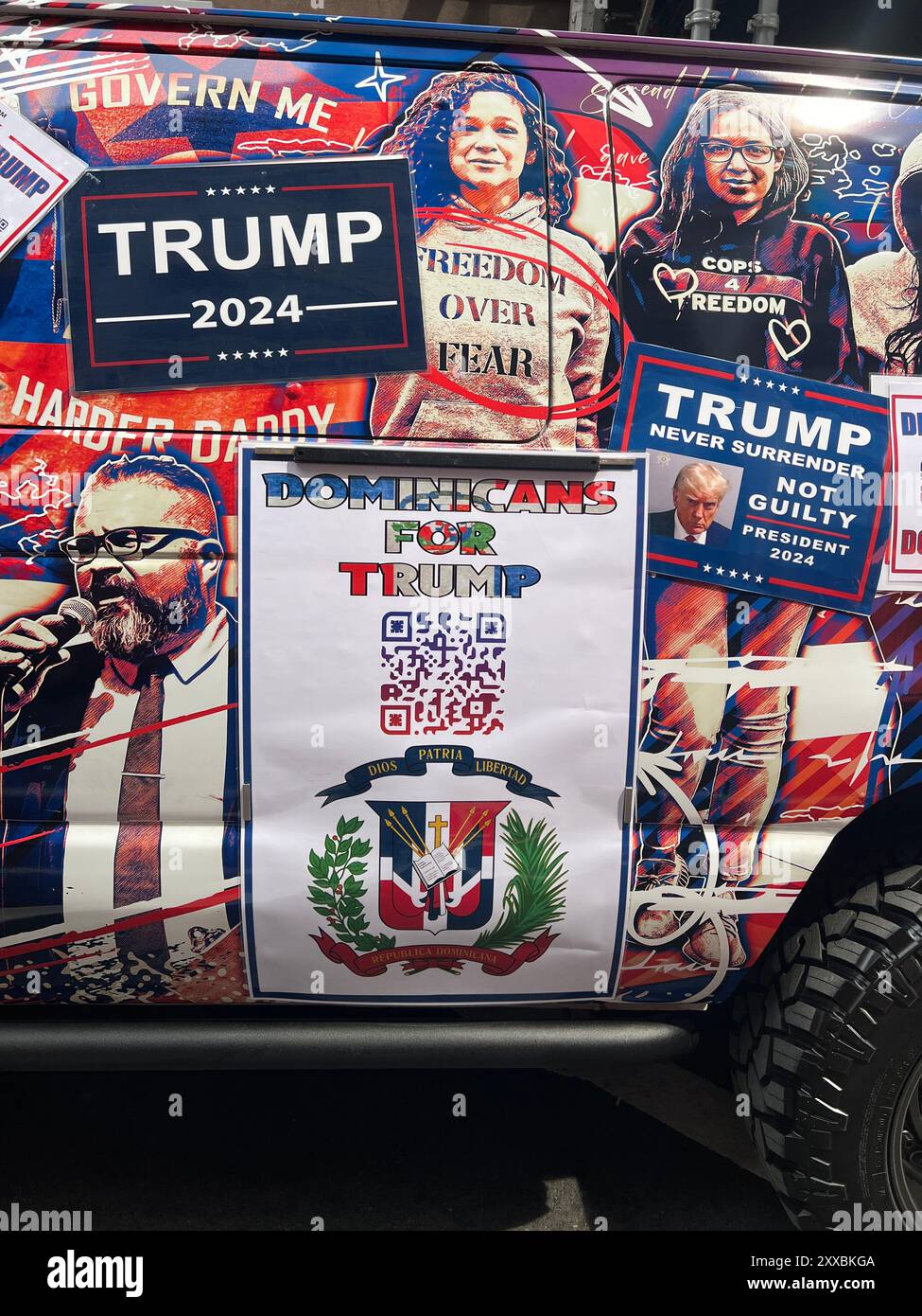 Trump 2024 van hi-res stock photography and images - Alamy