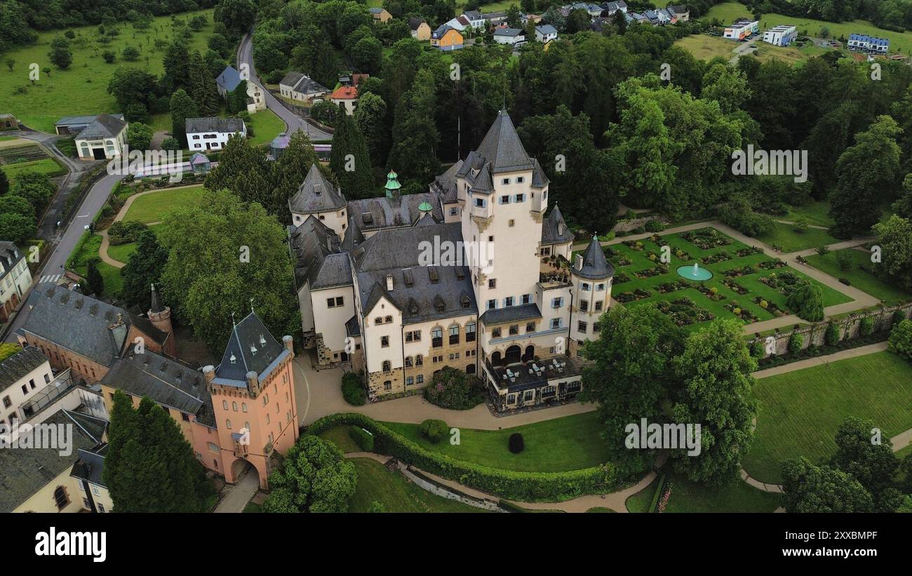 Berg castle luxembourg hi-res stock photography and images - Alamy