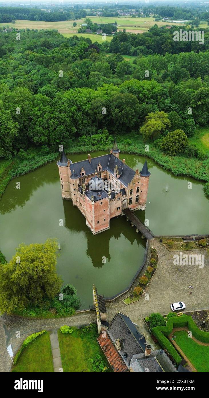 Kasteel cleydael hi-res stock photography and images - Alamy