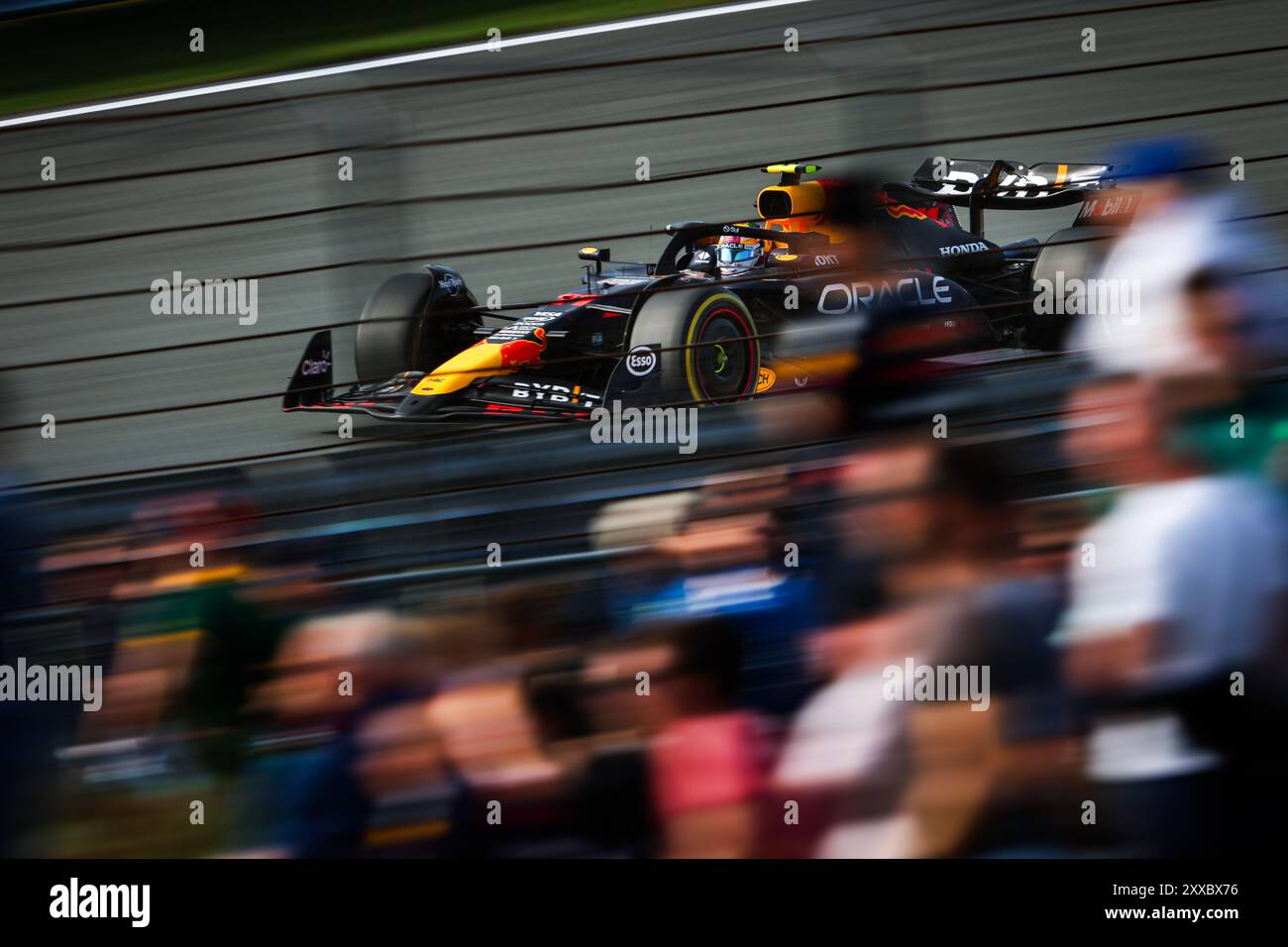 11 PEREZ Sergio (mex), Red Bull Racing RB20, action during the Formula ...