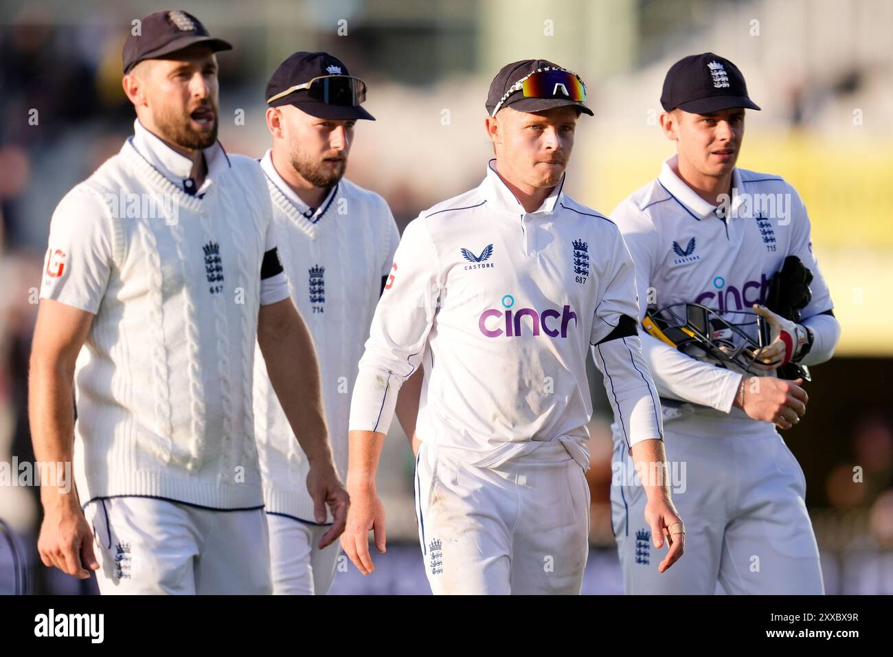 Ollie pope gus atkinson hi-res stock photography and images - Alamy