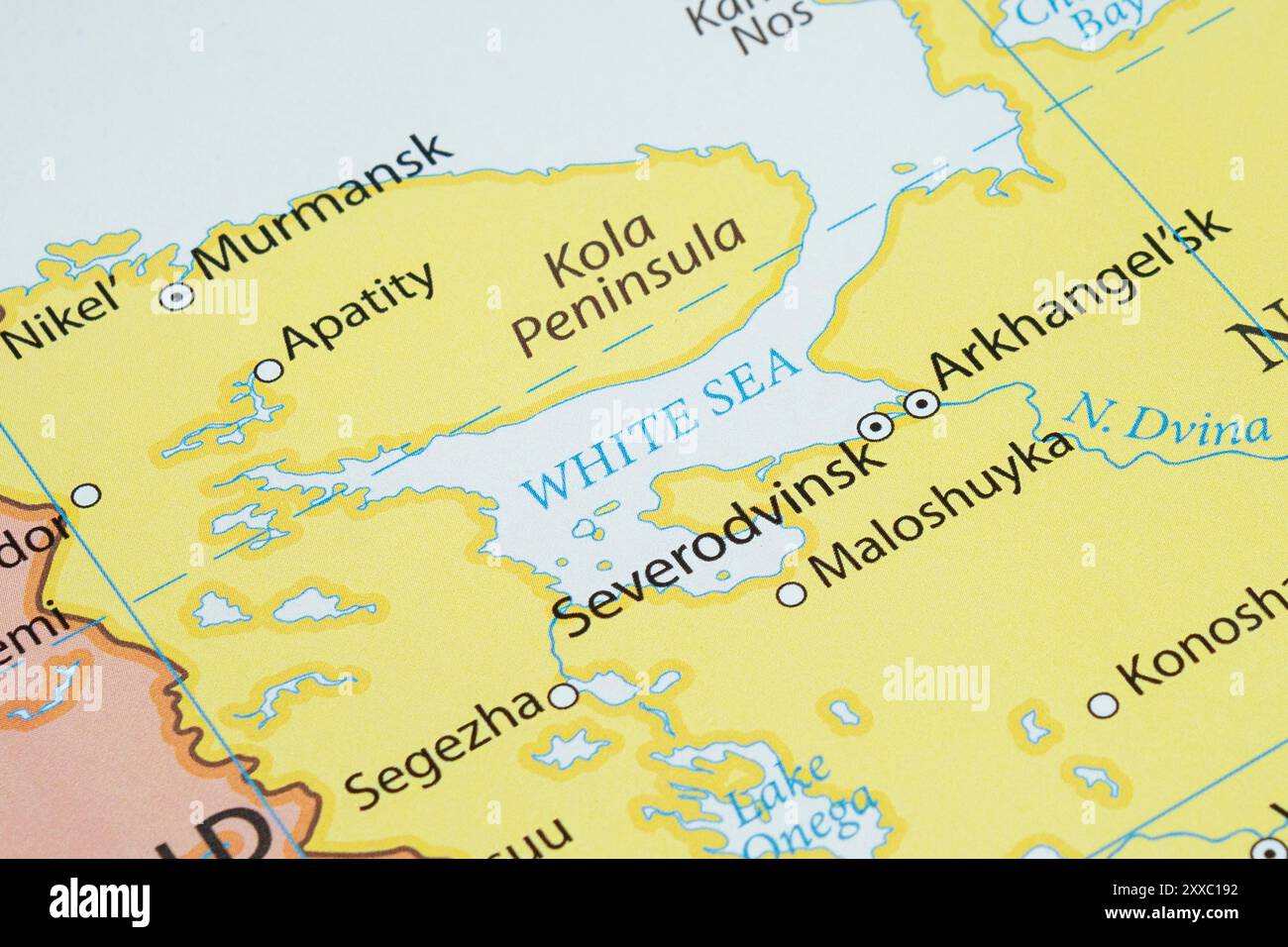 Europe countries and capitals map hi-res stock photography and images ...