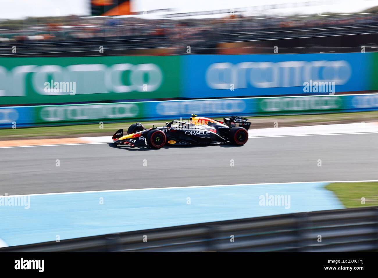 11 Sergio Checo Perez (Oracle Red Bull Racing, #11), Freies Training 2 ...