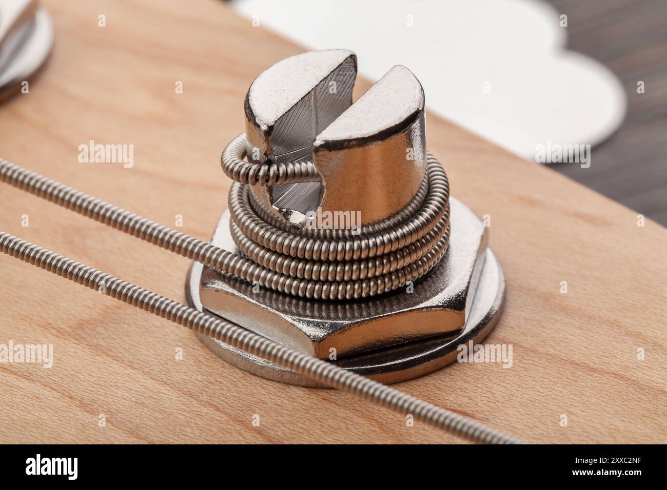bass guitar headstock tuning post macro closeup Stock Photo - Alamy