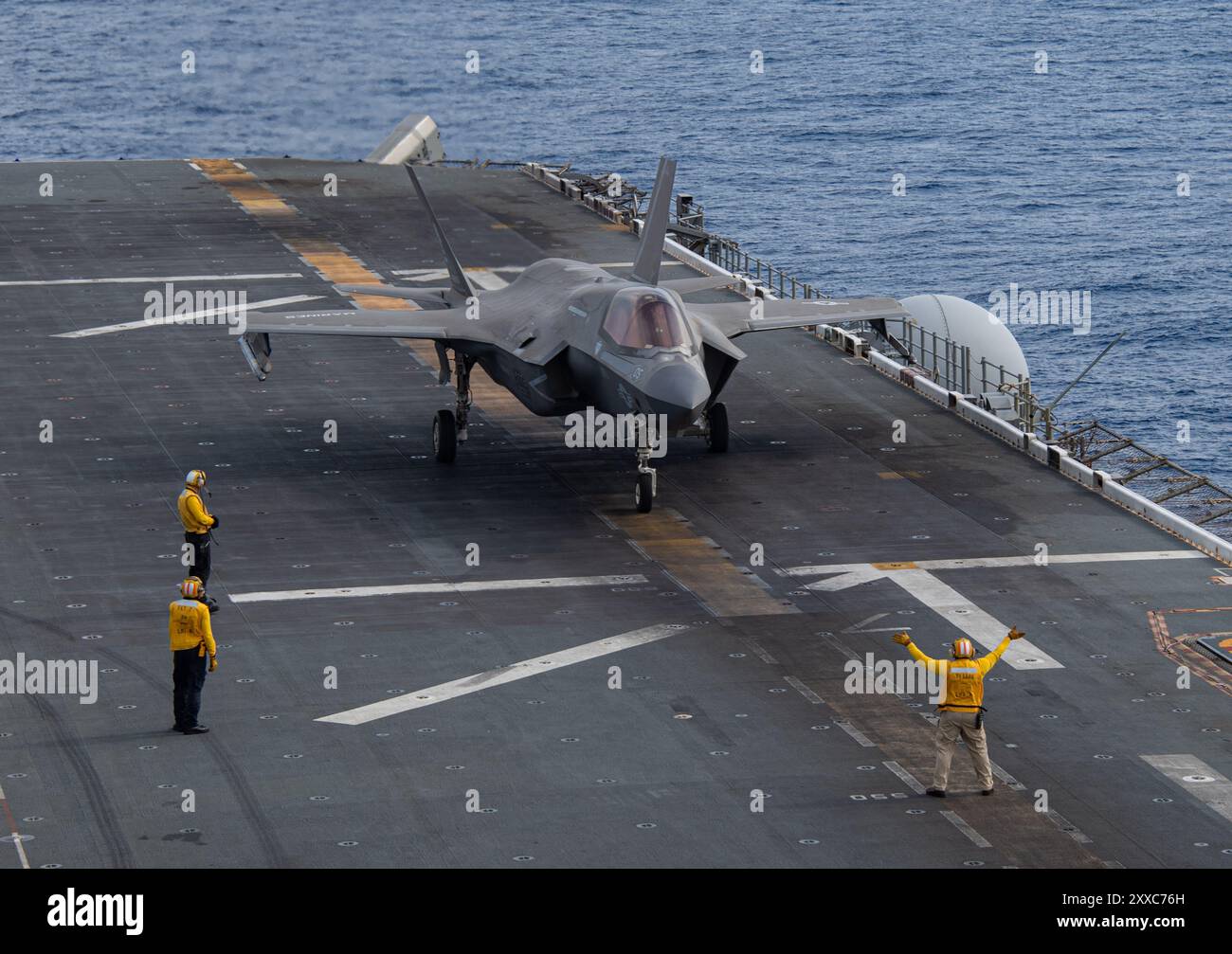 240821-N-PV363-1044 MIYAKO STRAIT (Aug. 21, 2024) An F-35B Lightning II ...