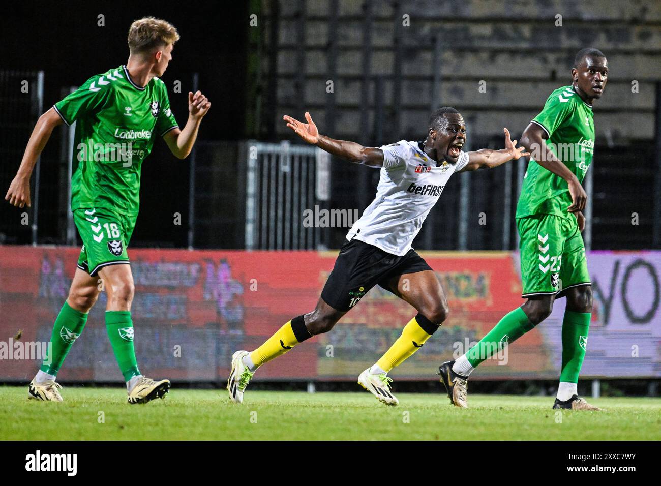 Lokeren, Belgium. 23rd Aug, 2024. Lokeren's Mohamed Sy Soumare reacts ...