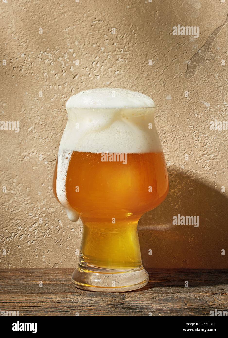 Sunny bar hi-res stock photography and images - Alamy