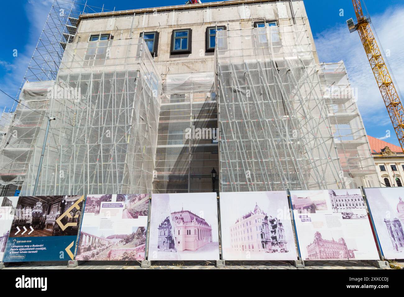 Honved high command building hi-res stock photography and images - Alamy