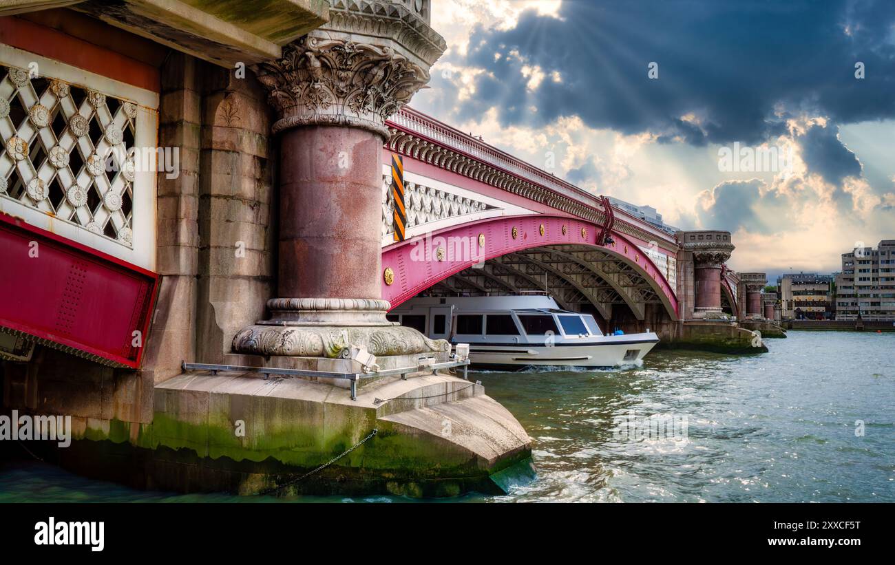 Blackfriars bridge in London UK Stock Photo - Alamy