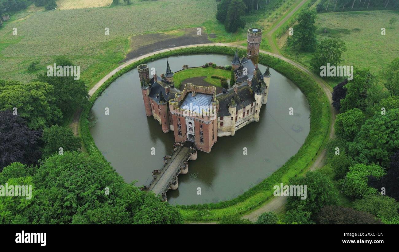 Kasteel van wijnendale hi-res stock photography and images - Alamy